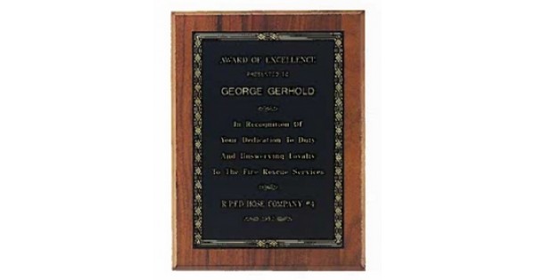 Personalized Sheffield Series American Walnut Plaque w/Gold Border ...
